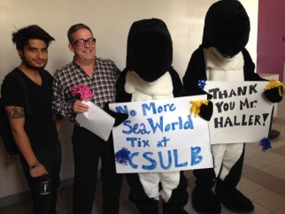 Planned SeaWorld Protest Turns Into Celebration—See Why - SeaWorld of Hurt